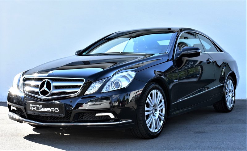 Mercedes-Benz E 250 CGI BlueEfficiency used buy in Pfullingen Price 13400 eur - Int.Nr.: 1428 SOLD