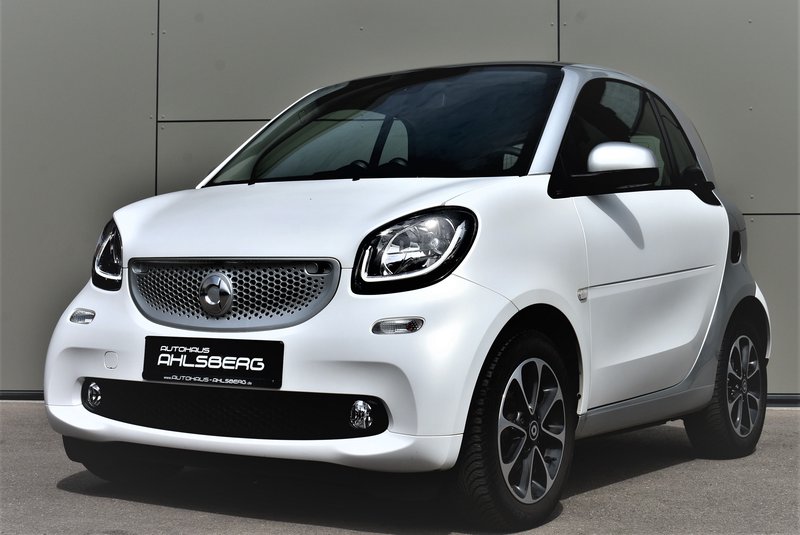 Smart ForTwo fortwo Coupe gebraucht kaufen in Pfullingen Preis 12900 eur - Int.Nr.: 3236 VERKAUFT